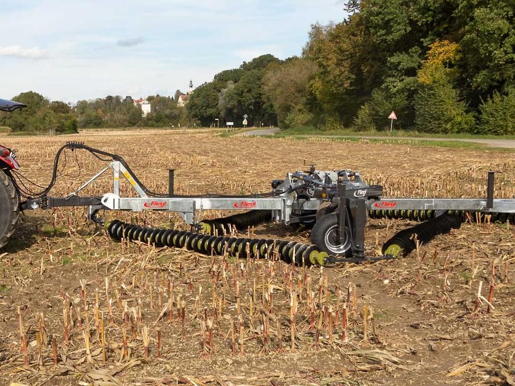 Grapă cu lanțuri și discuri 6.8M, Fliegl KSE 680 | E-Agricultura